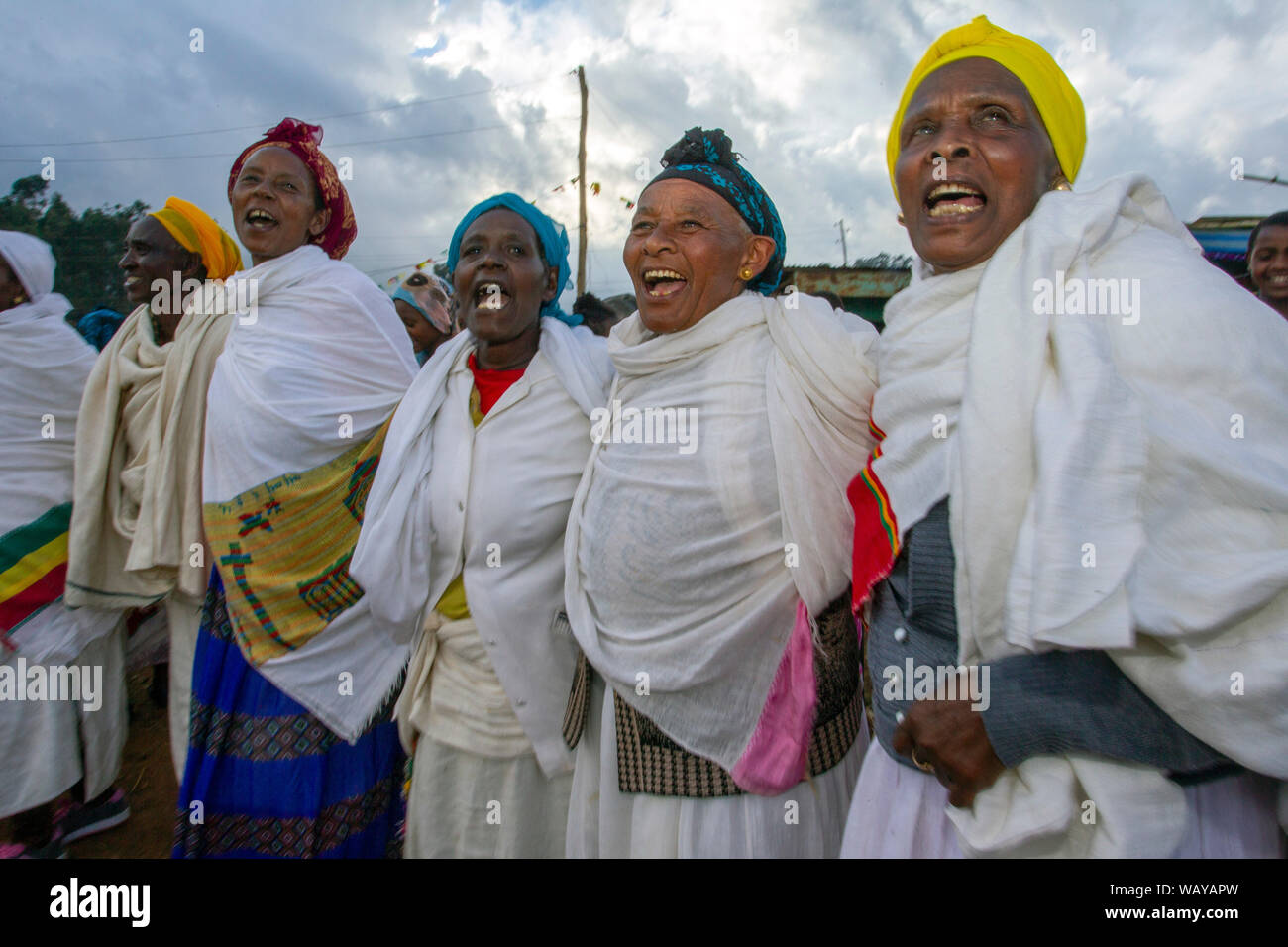 Market dorze tribe chencha ethiopia tradition traditional culture women ...