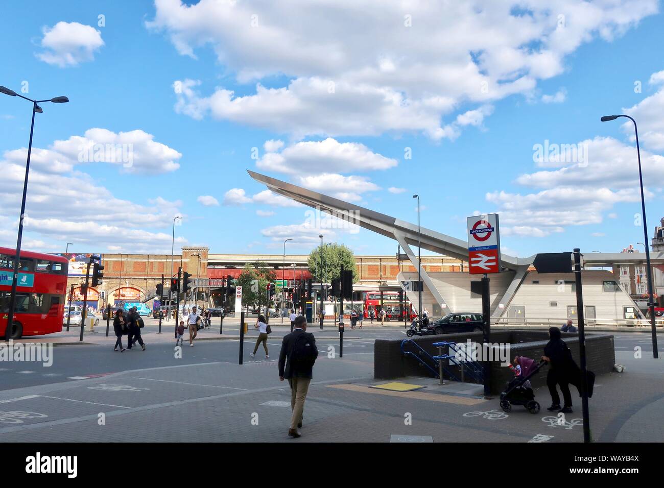 Pointy architecture hi-res stock photography and images - Alamy