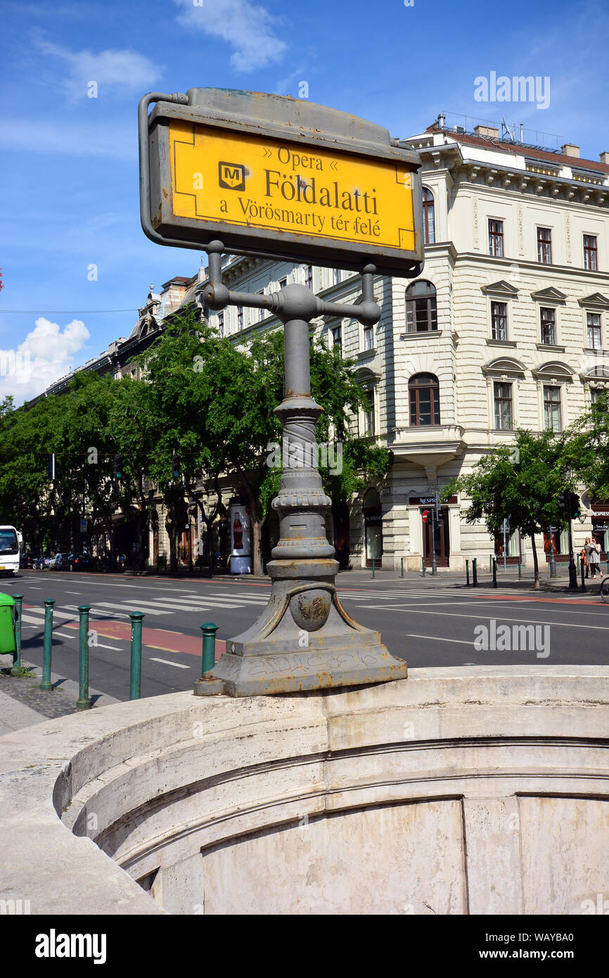 Metro Line M1 station, Millennium Underground Railway, Budapest ...