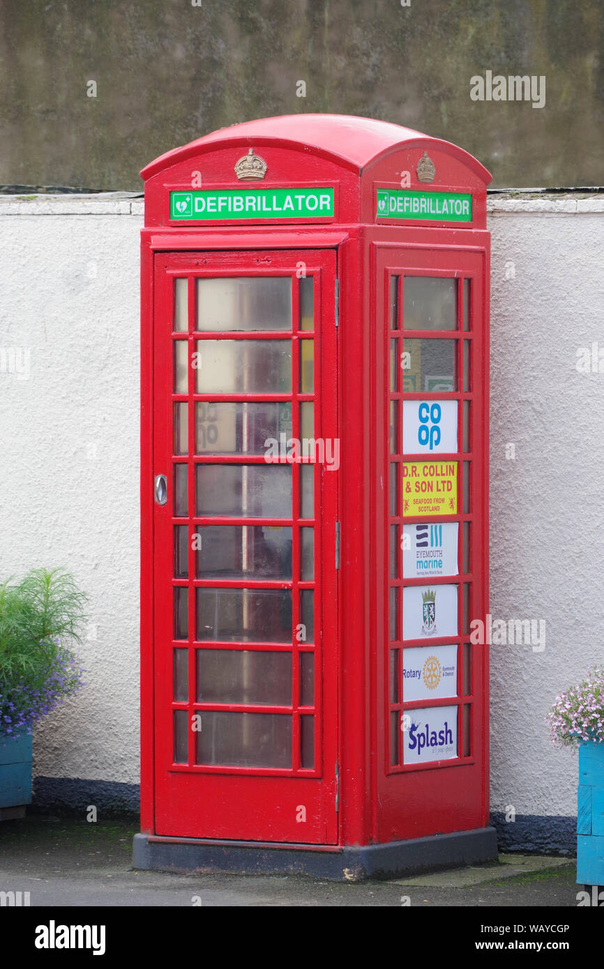 Red phone box scotland defibrillator hi-res stock photography and ...