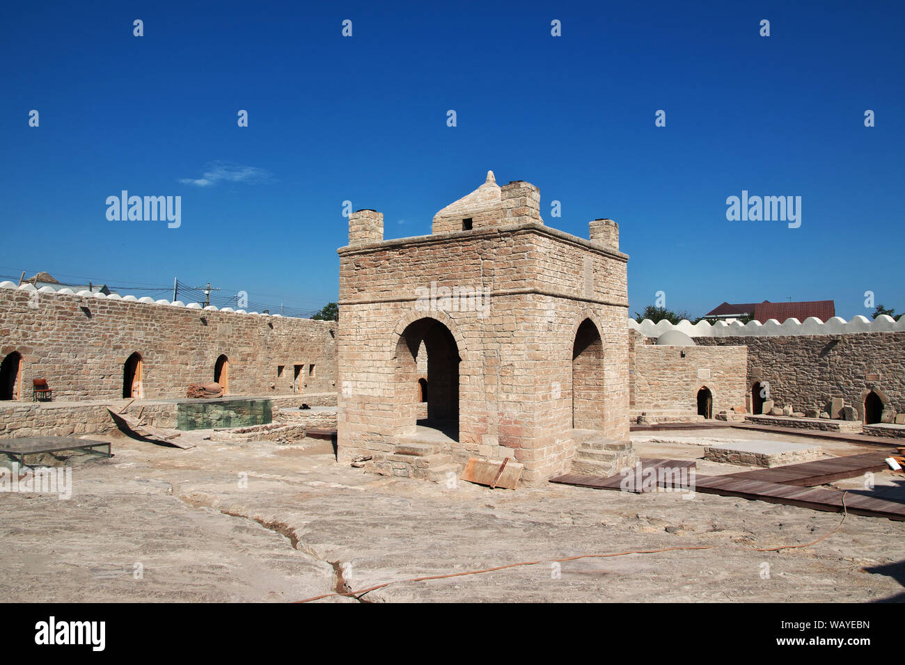 Zoroastrianism Altar High Resolution Stock Photography and Images - Alamy