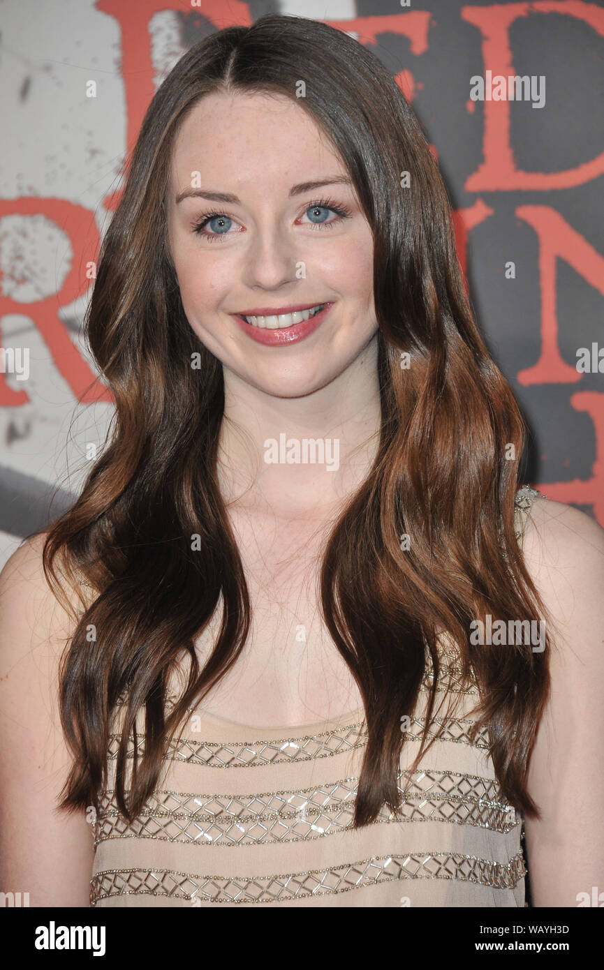 Kacey Rohl Supernatural