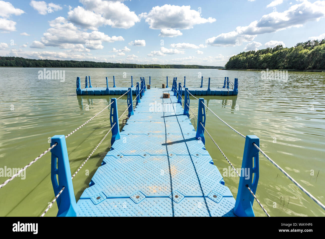 Plastic floating pontoon hi-res stock photography and images - Alamy