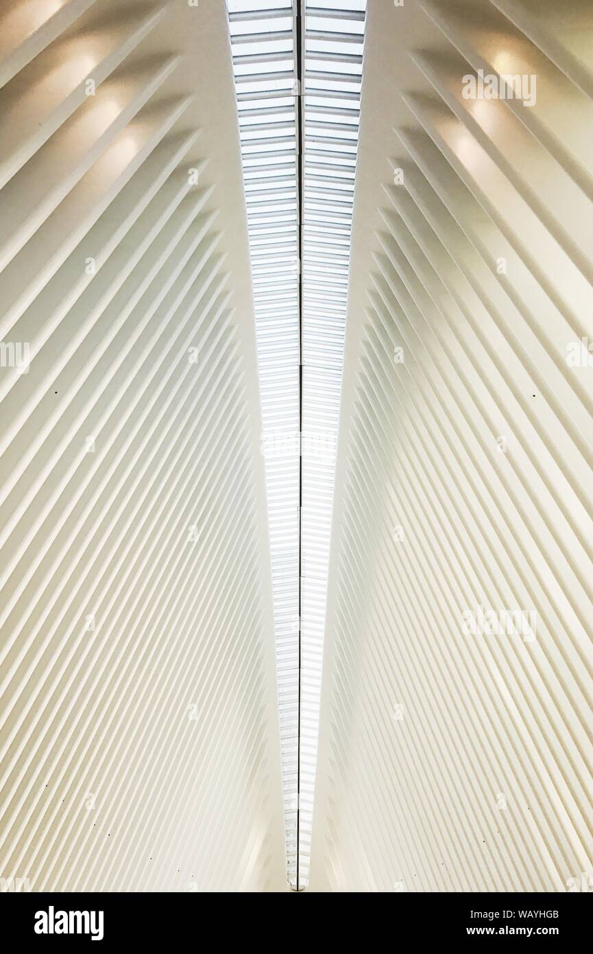 Vertical low angle shot of the white ceiling of an architectural ...