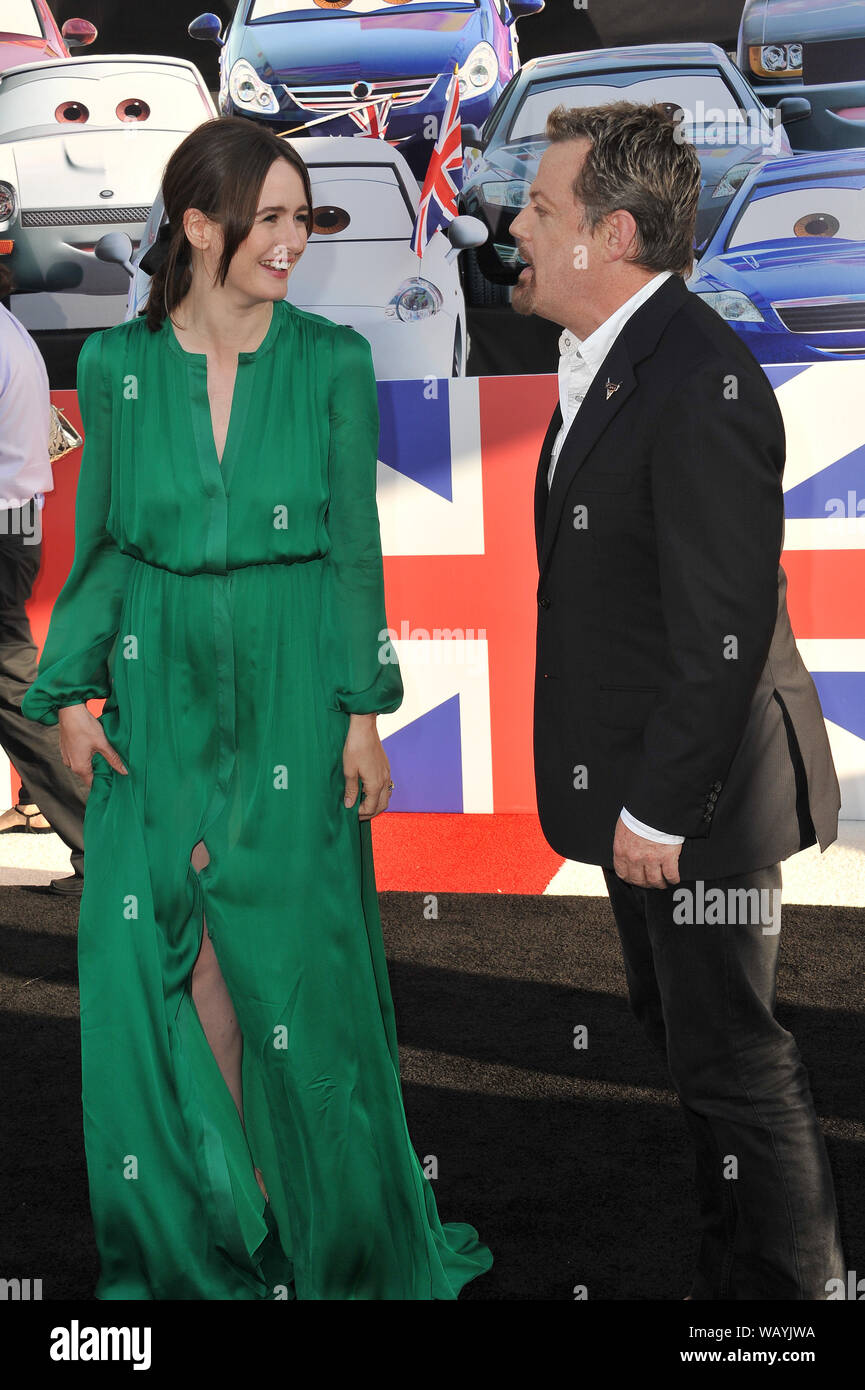 LOS ANGELES, CA. June 18, 2011: Emily Mortimer & Eddie Izzard at the ...