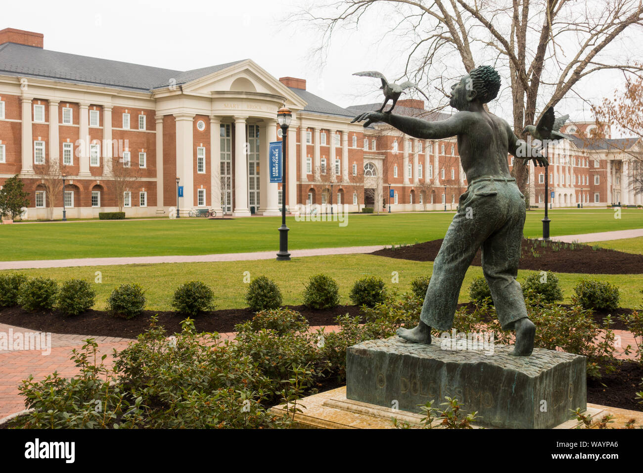 Christopher Newport University in Newport News VA Stock Photo - Alamy
