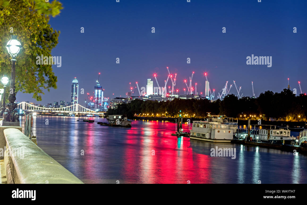 Battersea Power Station And Chelsea Bridge at Night From Albert Bridge ...