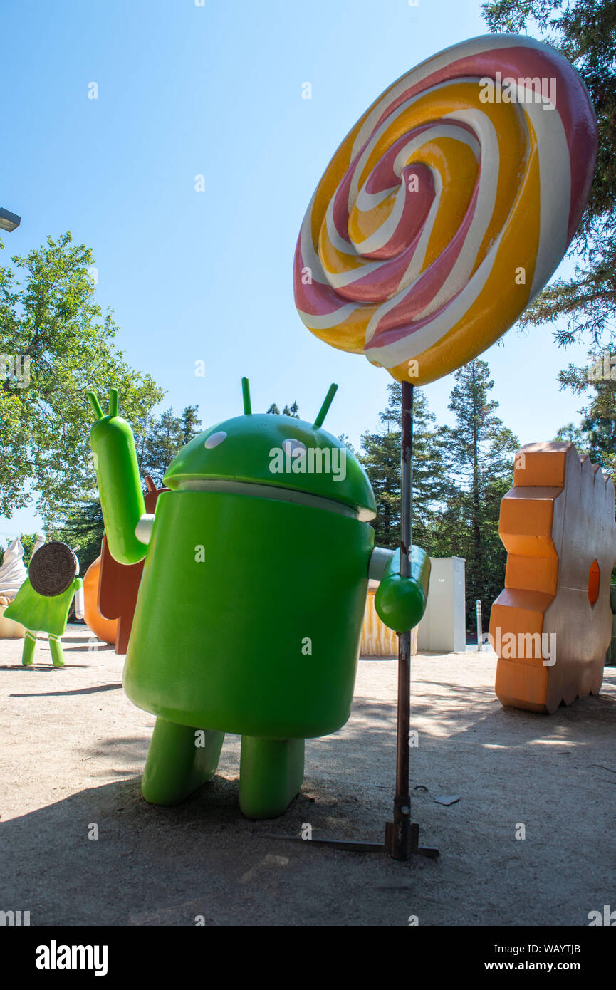 Google android oreo hi-res stock photography and images - Alamy