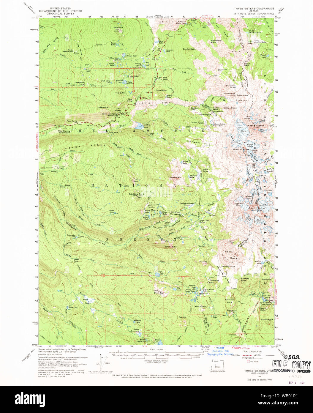 Three sisters oregon Cut Out Stock Images & Pictures - Alamy