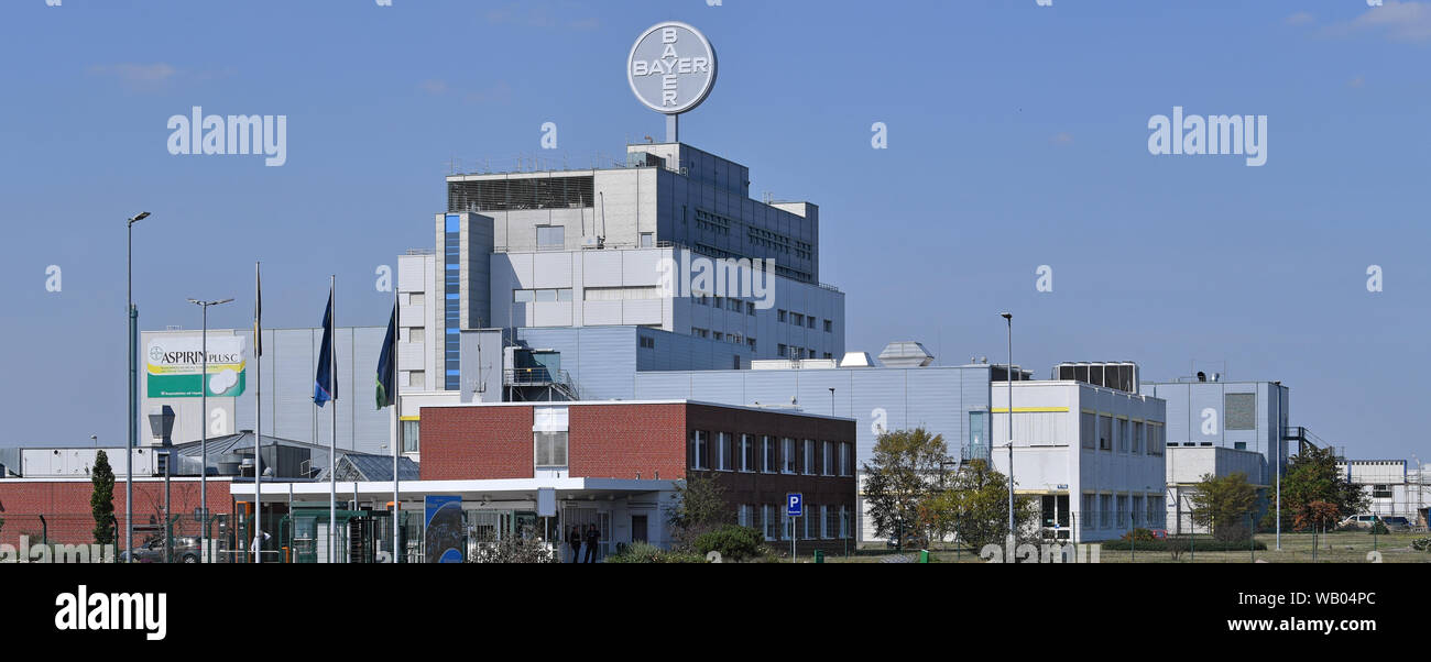 Bitterfeld Wolfen, Germany. 22nd Aug, 2019. View of the Bayer ...