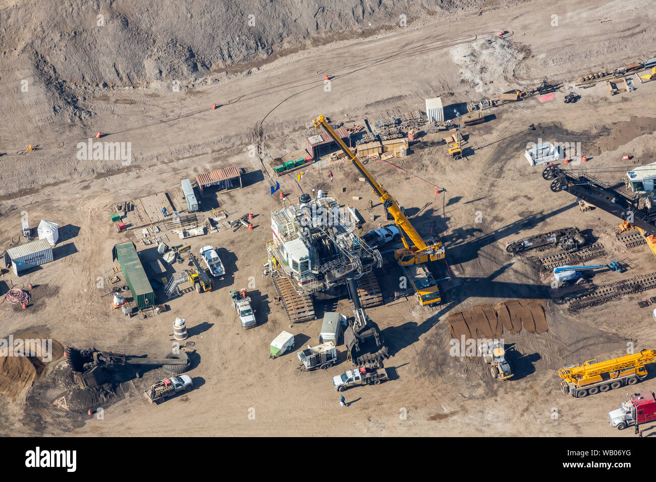 Open pit mining canada hi-res stock photography and images - Alamy