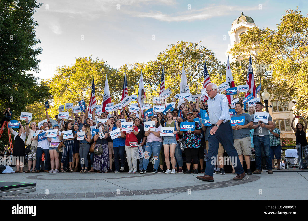 Cesar chavez rally hi-res stock photography and images - Alamy