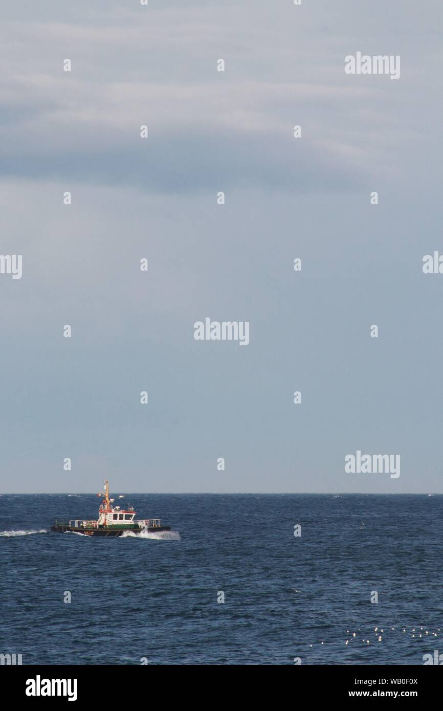 Pilot and oil supply vessel Stock Photo - Alamy