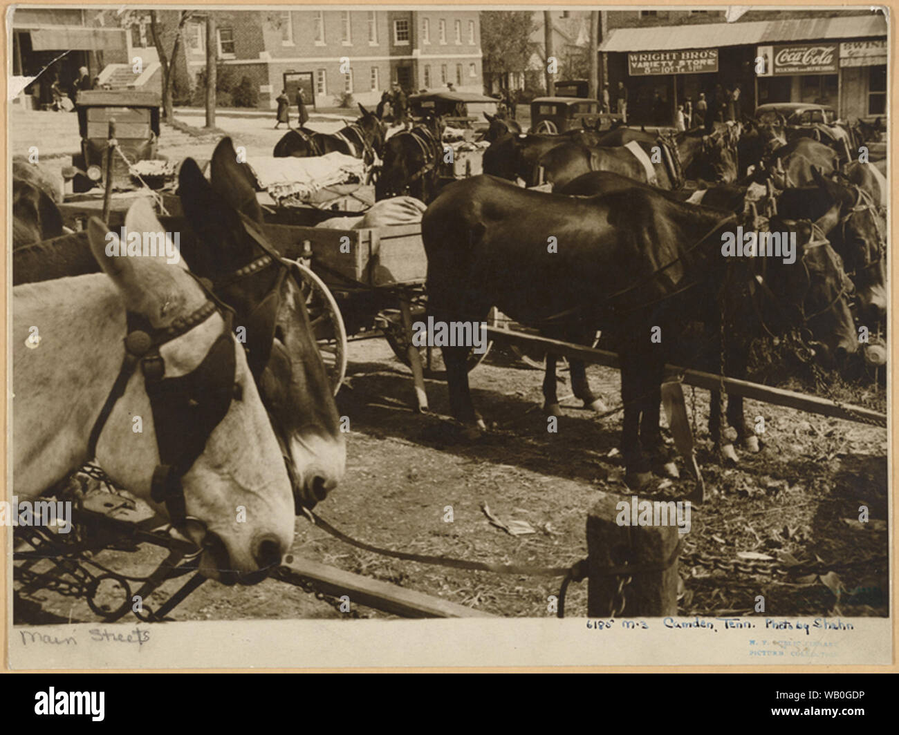Vintage depression era photograph Stock Photo - Alamy