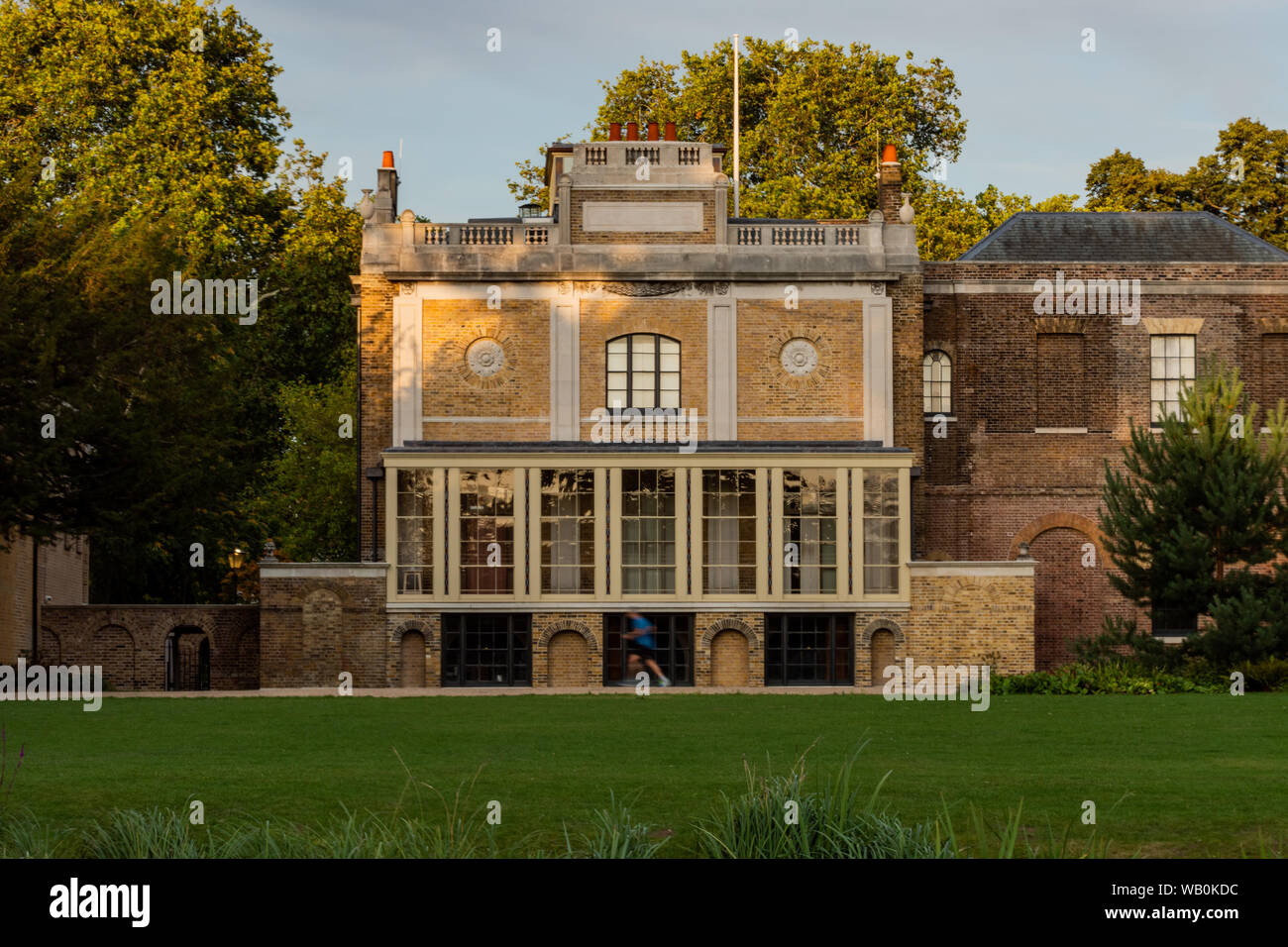 Pitzhanger manor house and gallery hi-res stock photography and images ...