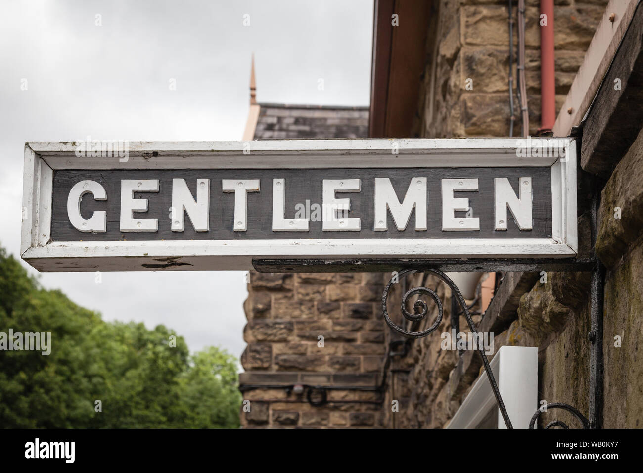 Gwr sign hi-res stock photography and images - Alamy