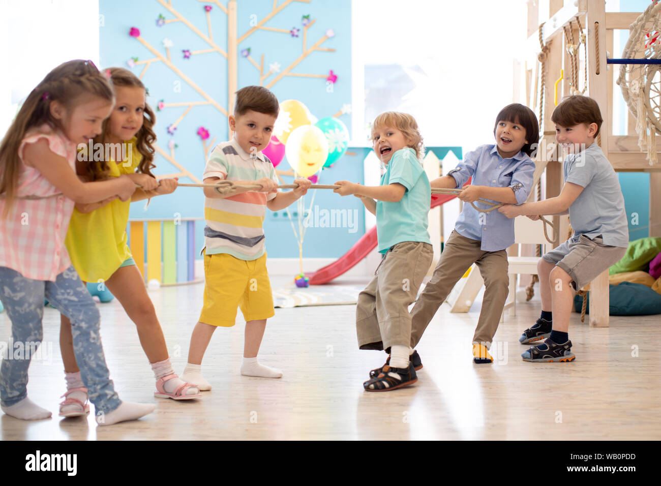 Rope games hi-res stock photography and images - Alamy