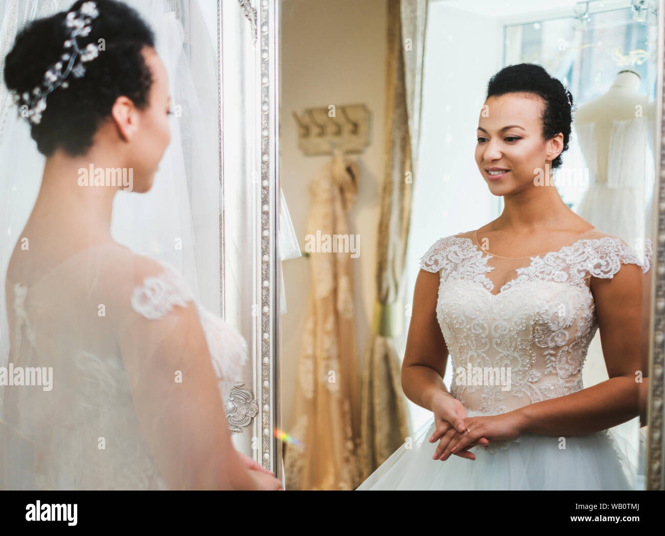 Beautiful girl choosing wedding hi-res stock photography and images - Alamy