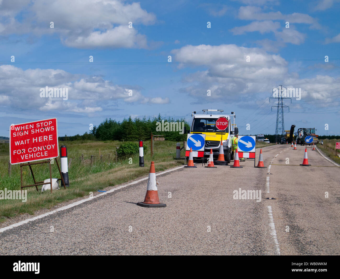 Road works on A9 in Caithness Stock Photo - Alamy