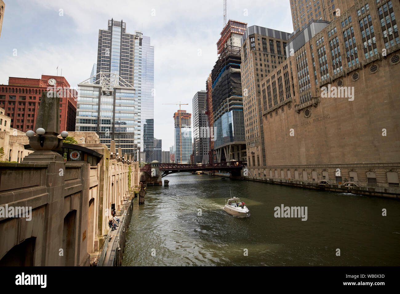 the chicago river west loop between the civic opera house building and ...