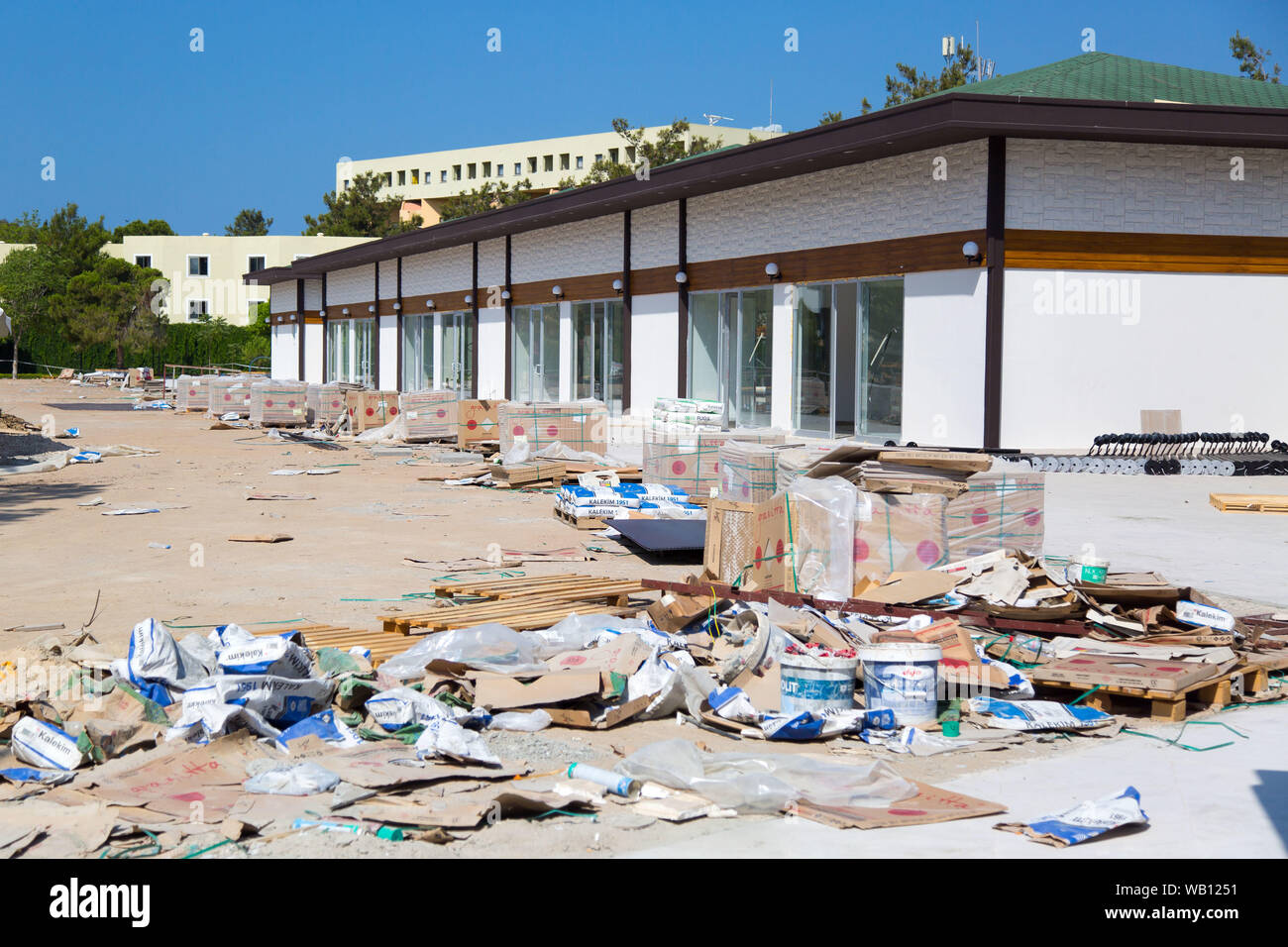 Collecting construction waste hi-res stock photography and images - Alamy