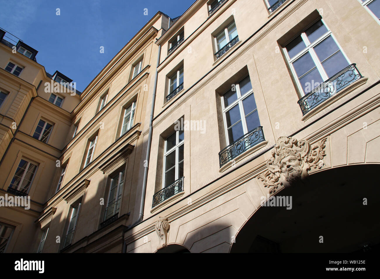 flat building in paris (france Stock Photo - Alamy