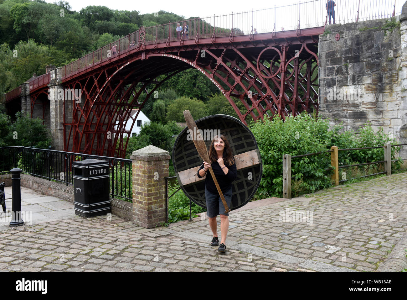 Ironbridge, Shropshire, Uk 23rd August 2019. Tourists visiting the ...