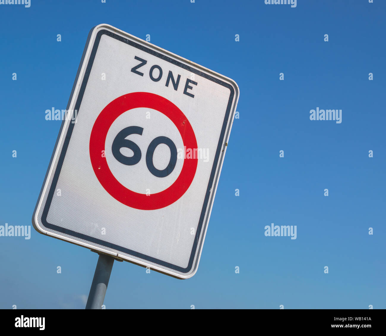 60 speed limitation road sign hi-res stock photography and images - Alamy