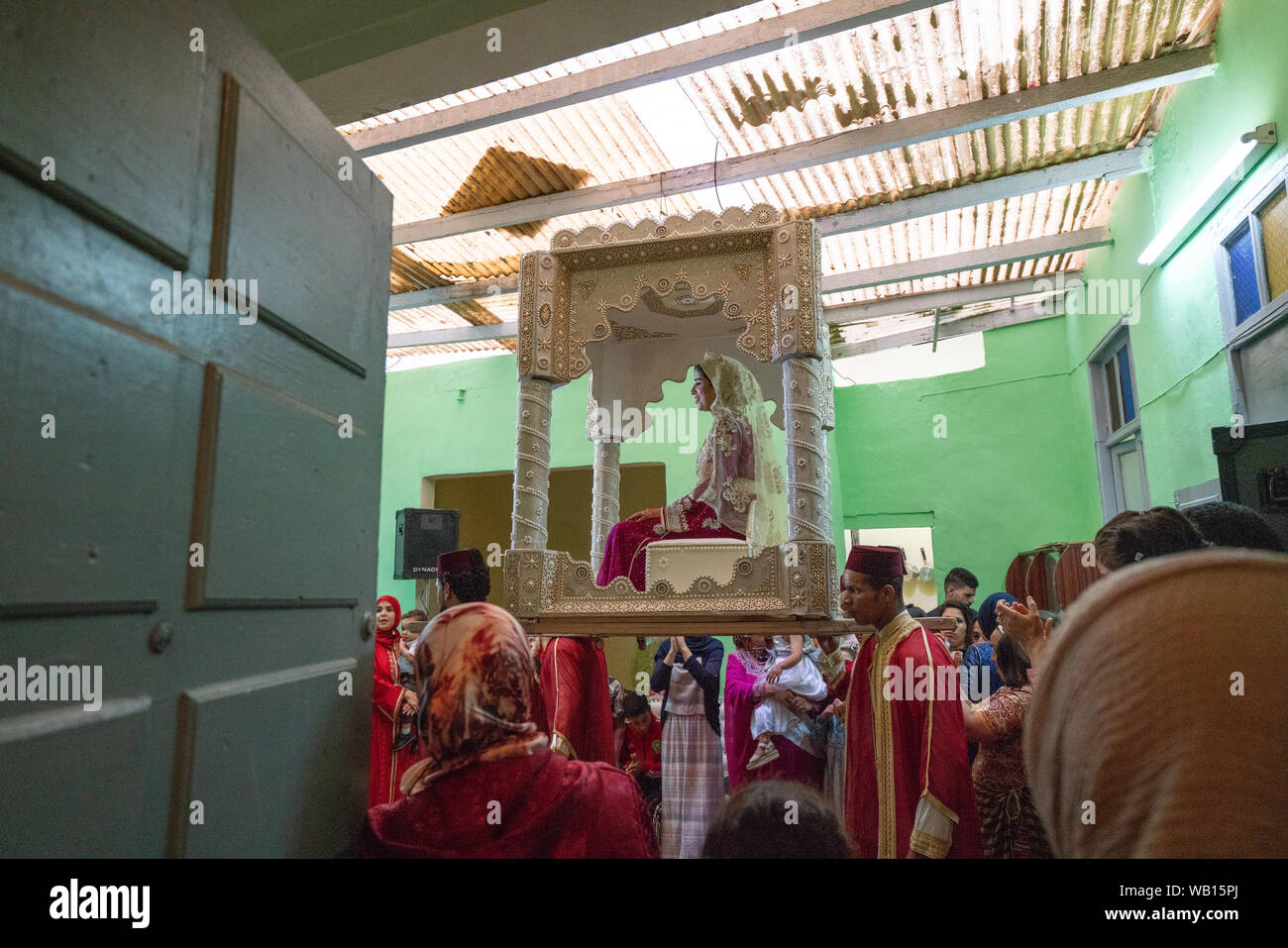 Traditional moroccan wedding hi-res stock photography and images - Alamy