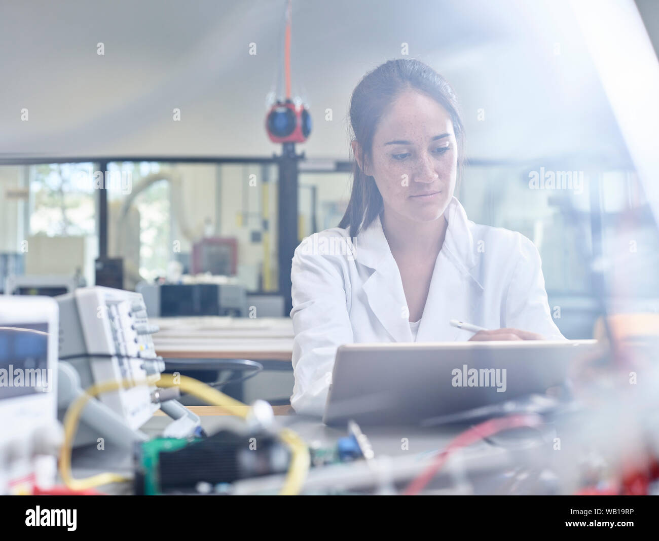 Engineering drawing on computer hi-res stock photography and images - Alamy