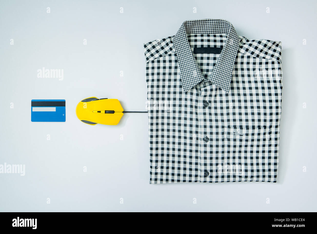 credit card computer mouse online shopping concept isolated white Stock ...