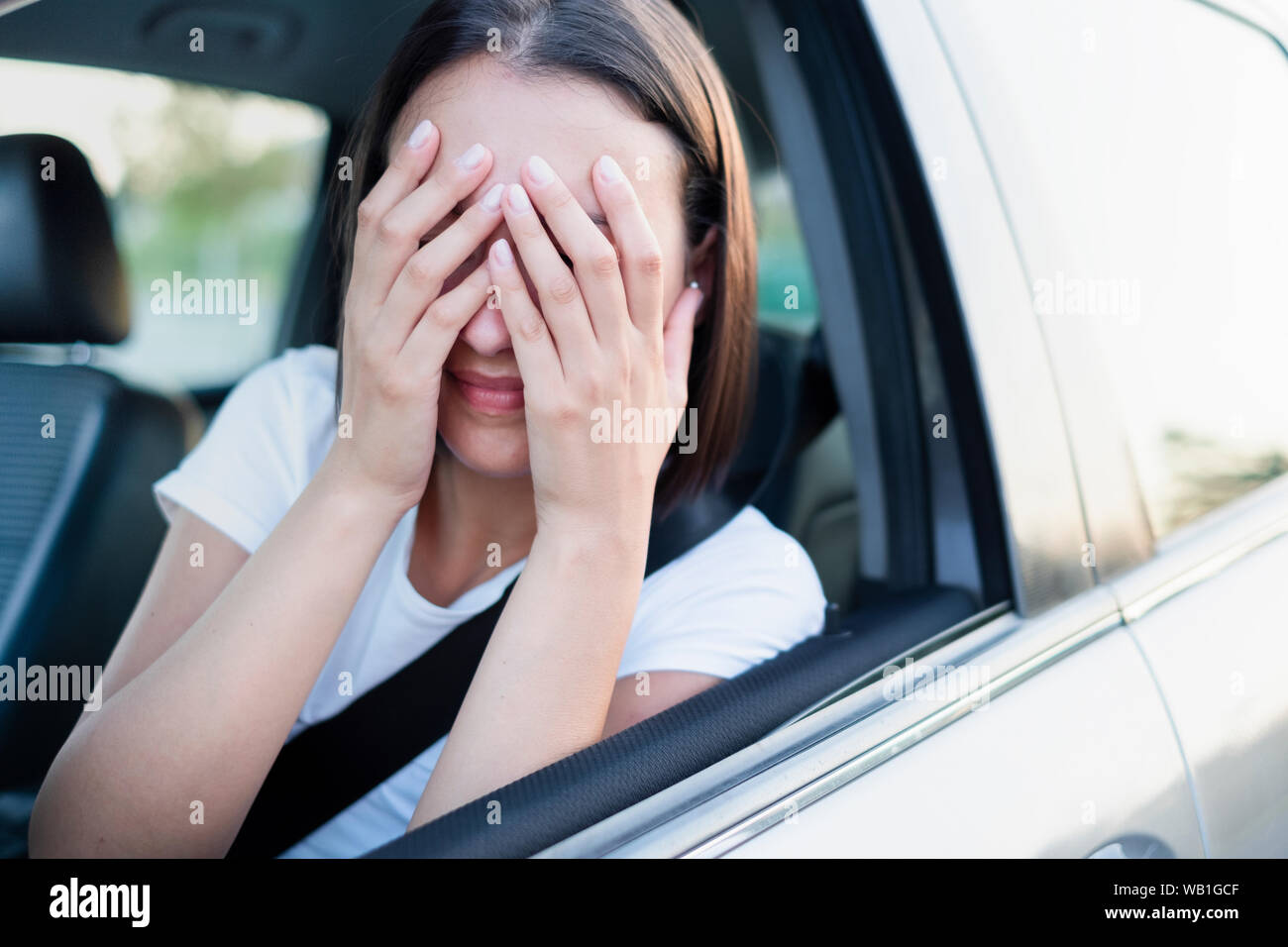 Driver in car hi-res stock photography and images - Alamy