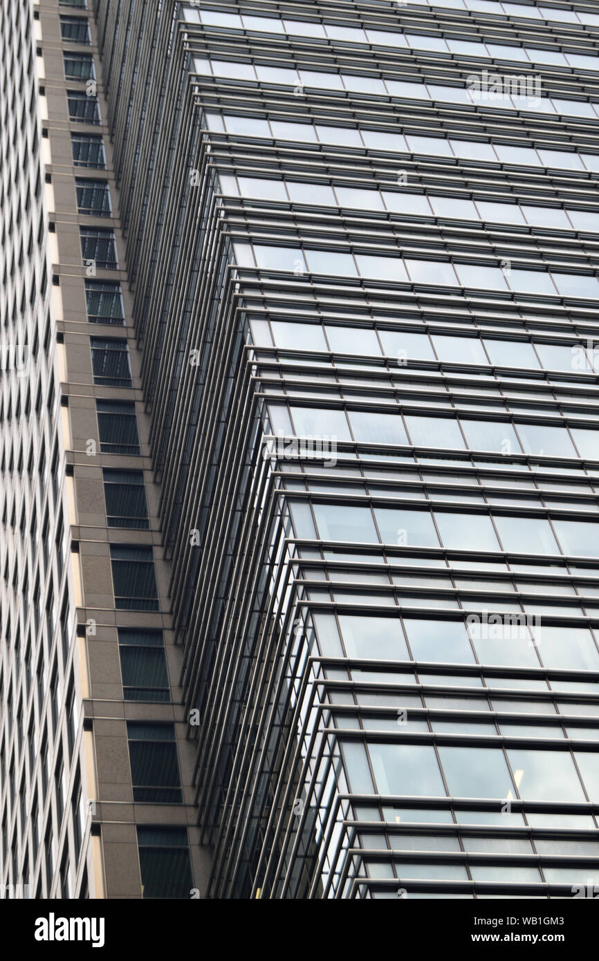 Modern cuboid building hi-res stock photography and images - Alamy