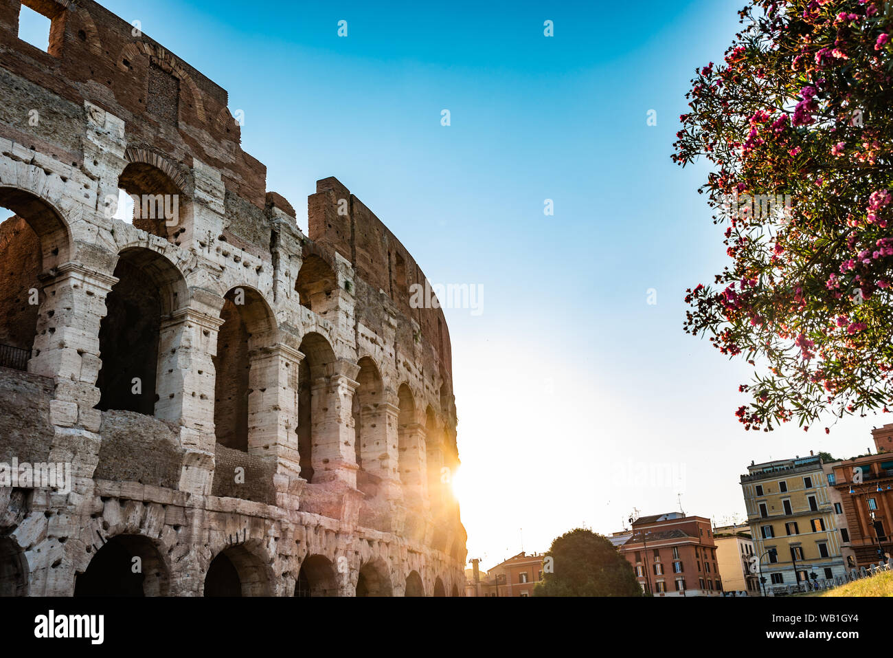 Colosseum sunrise rome italy hi-res stock photography and images - Alamy