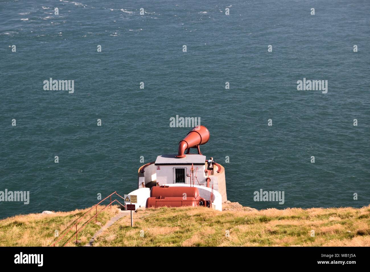 Loud foghorn hi-res stock photography and images - Alamy