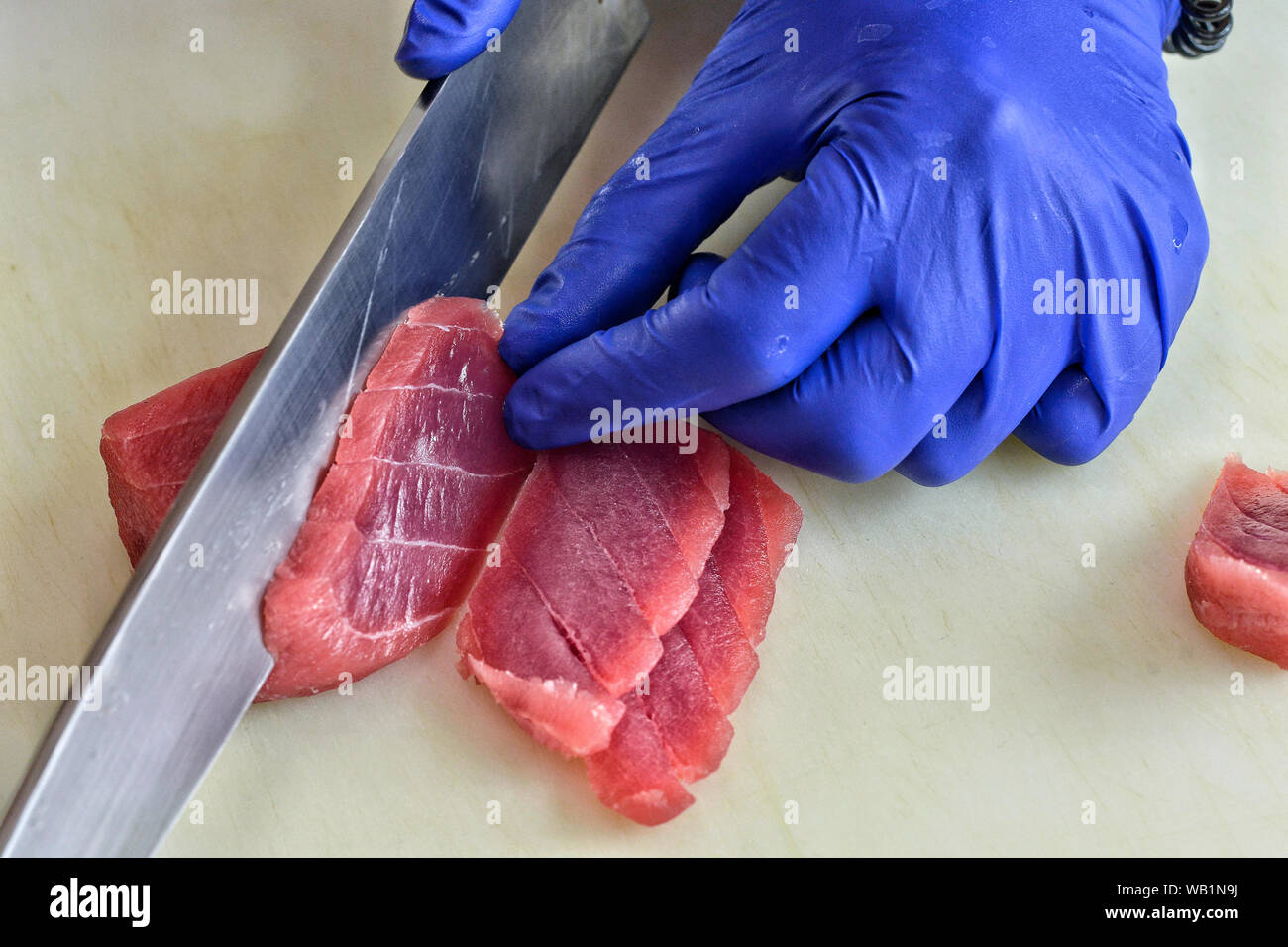 Sashimi japan dining hi-res stock photography and images - Alamy