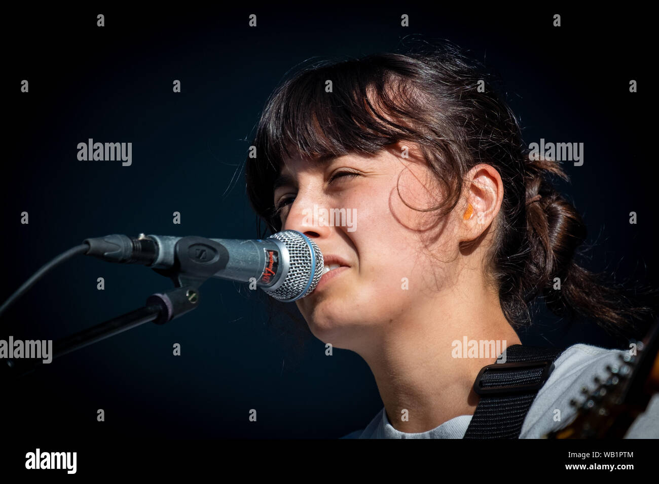 Elizabeth stokes hi-res stock photography and images - Alamy