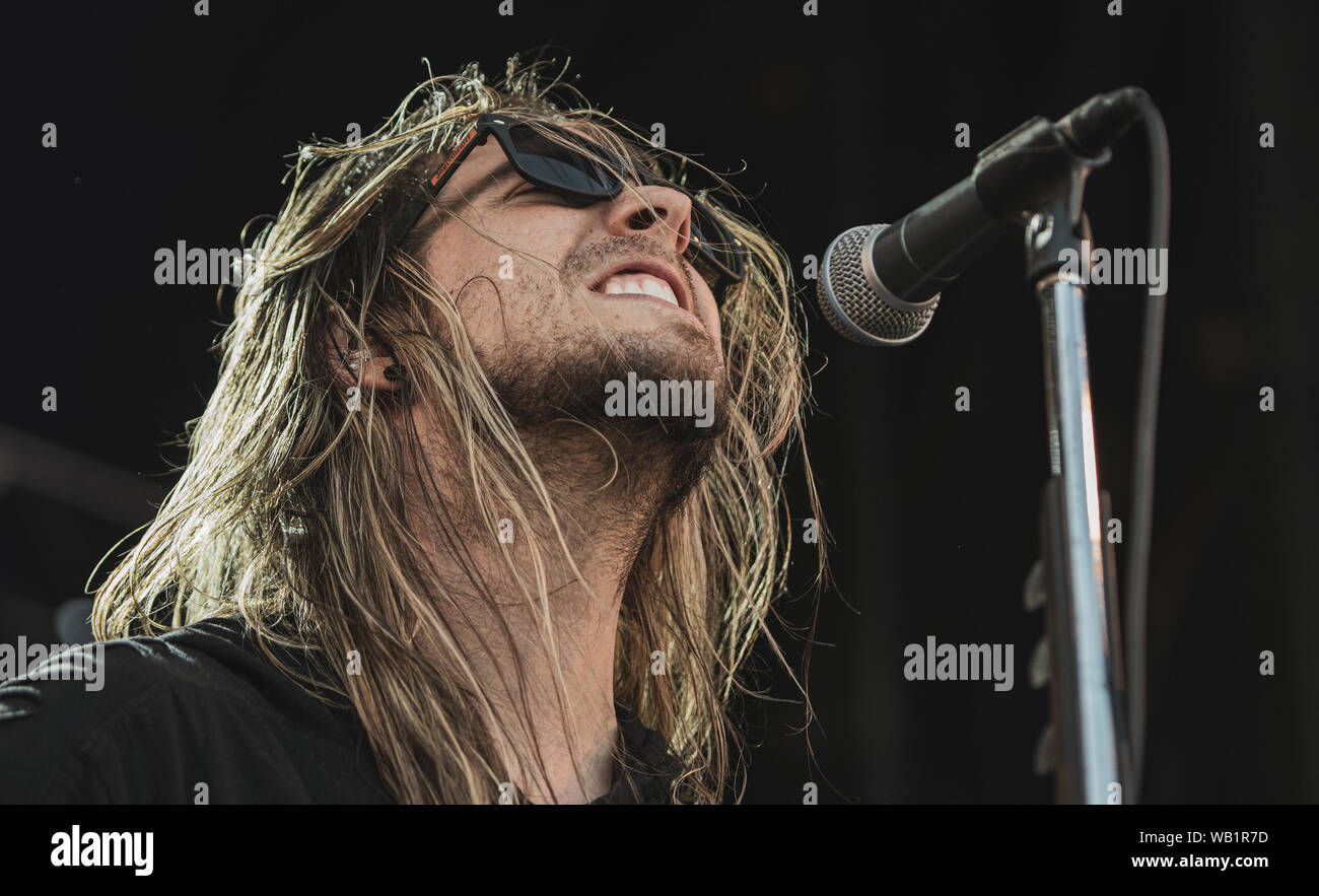 Like a storm on stage hi-res stock photography and images - Alamy