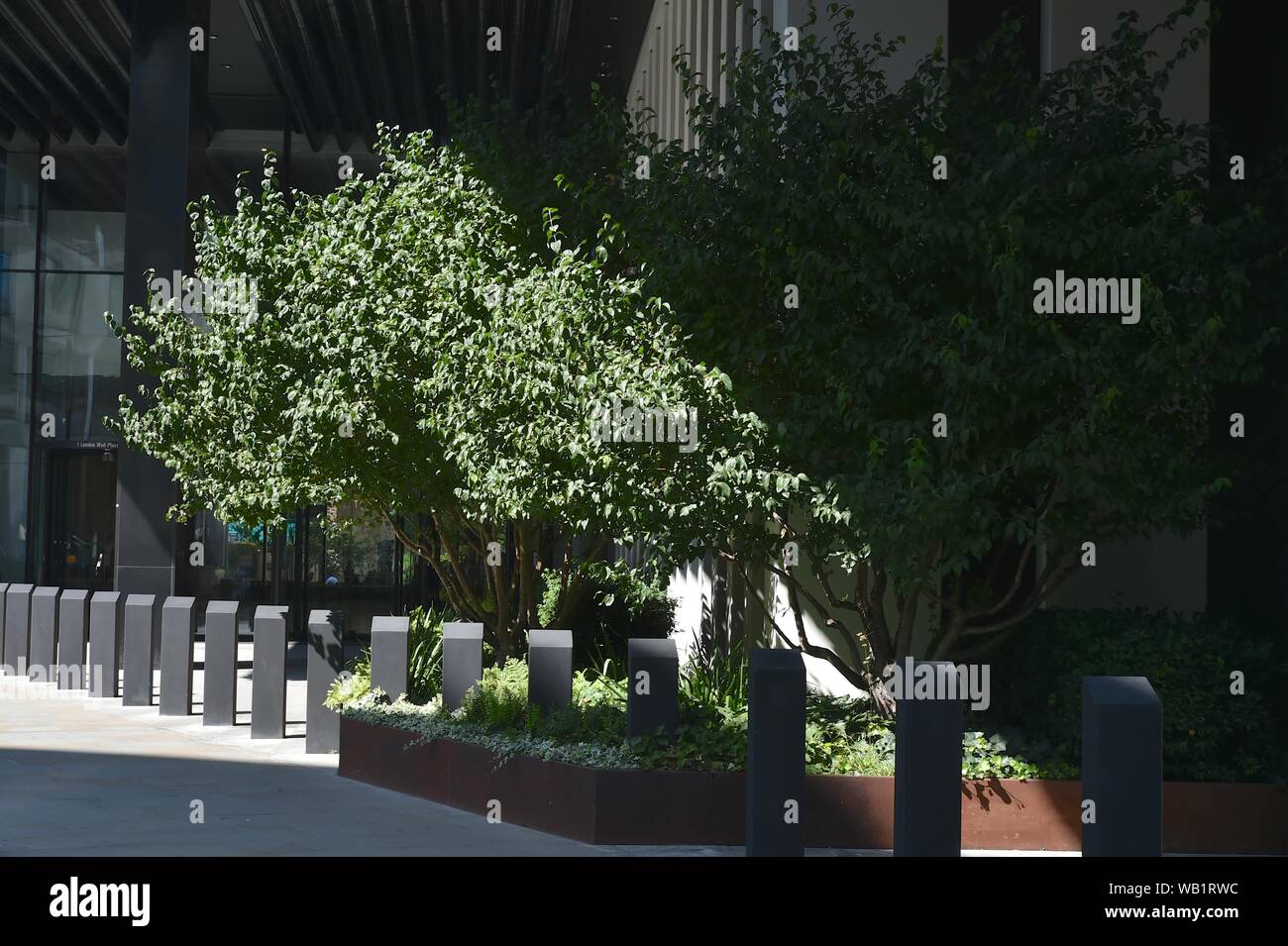Spaces moorgate hi-res stock photography and images - Alamy