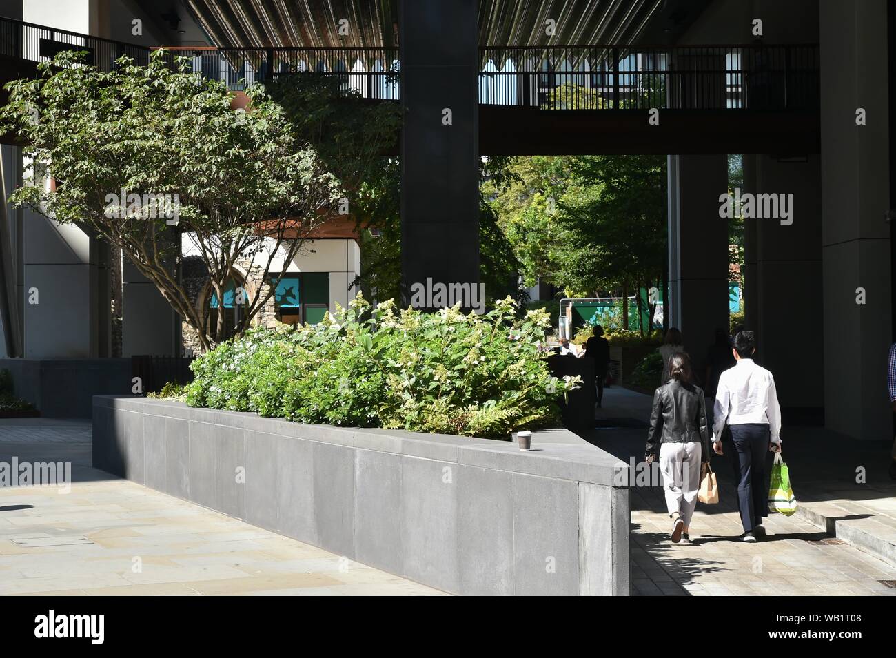 London wall area around Moorgate Stock Photo - Alamy