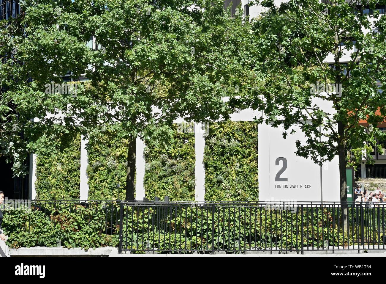 London wall area around Moorgate Stock Photo - Alamy