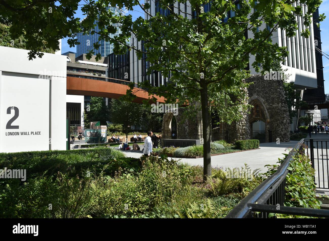 London wall area around Moorgate Stock Photo - Alamy
