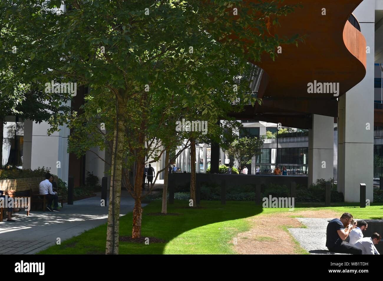 London wall area around Moorgate Stock Photo - Alamy