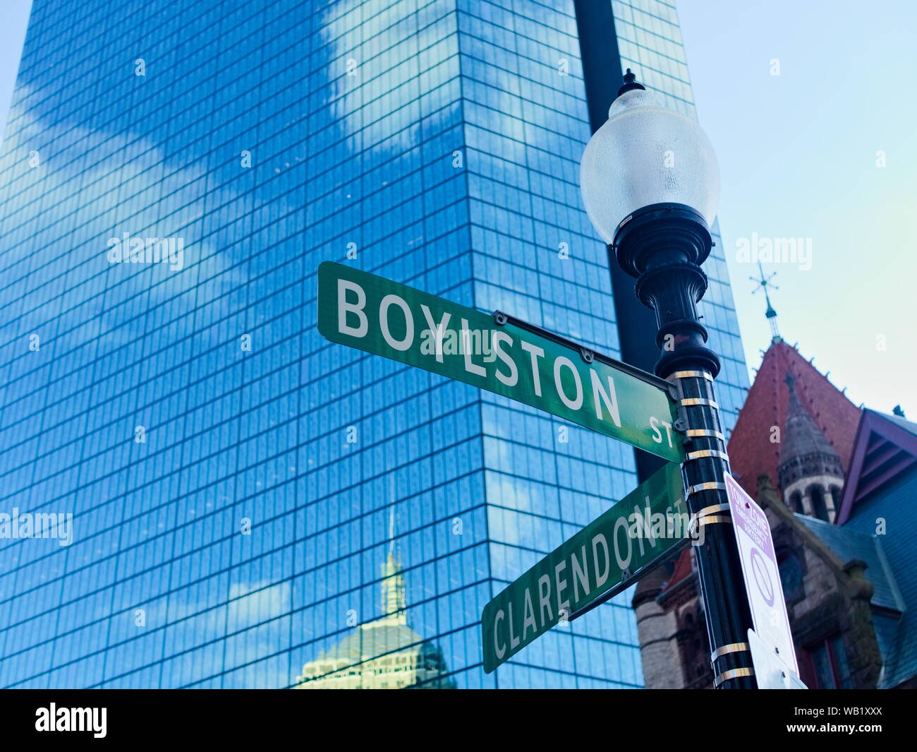 Clarendon square hi-res stock photography and images - Alamy
