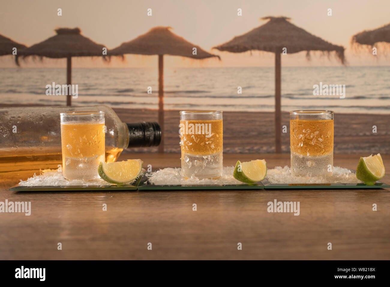 Rum punch beach bar hi-res stock photography and images - Alamy