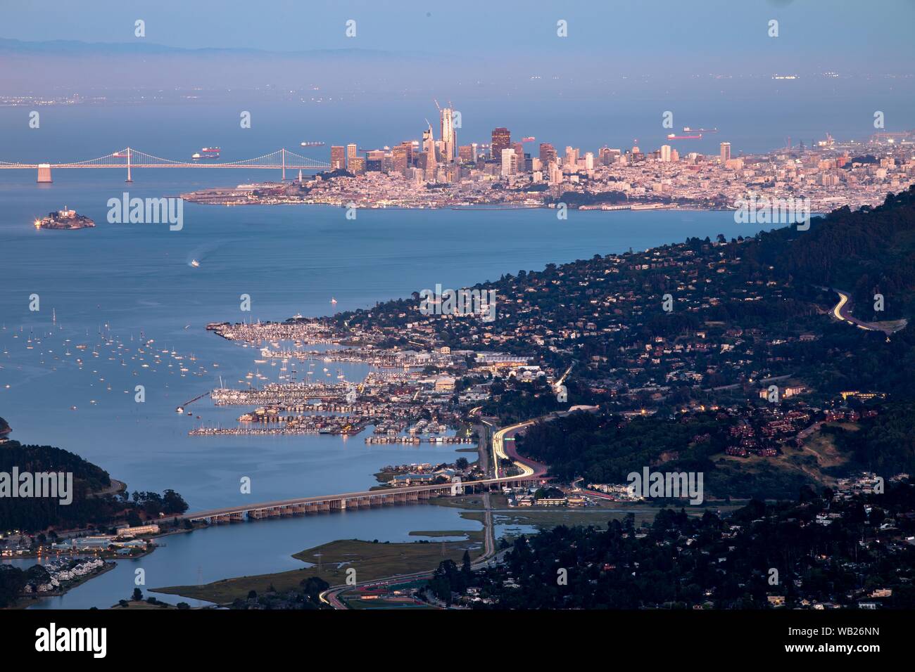 Beautiful distant shot buildings hi-res stock photography and images ...