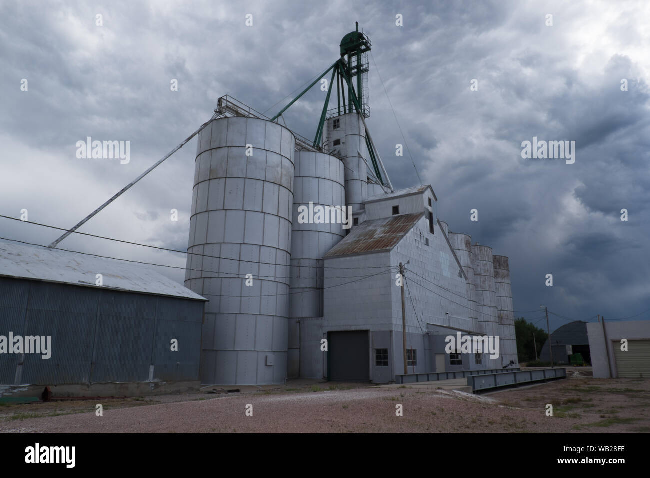Grain store hi-res stock photography and images - Alamy