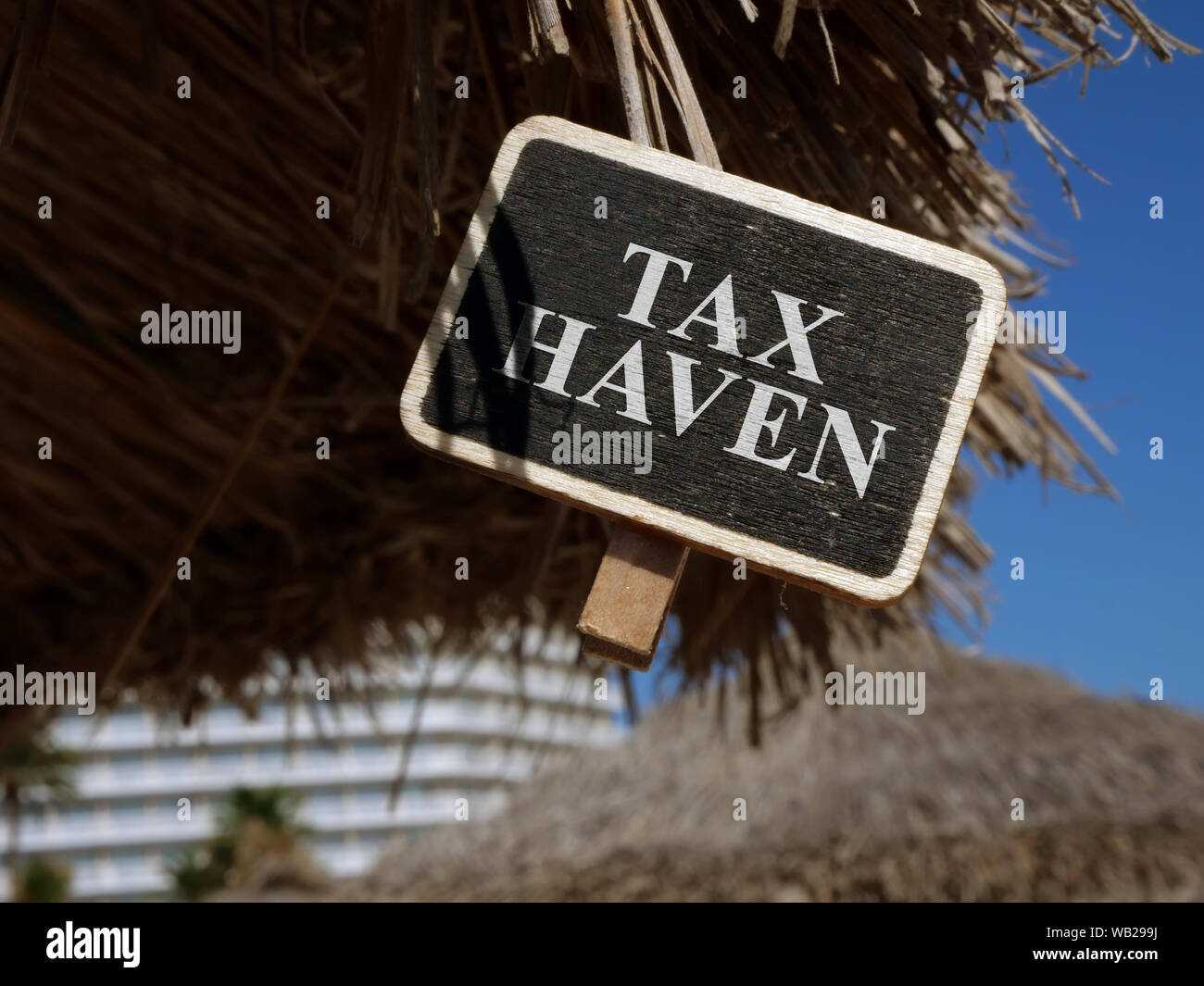Tax haven corporate hi-res stock photography and images - Alamy