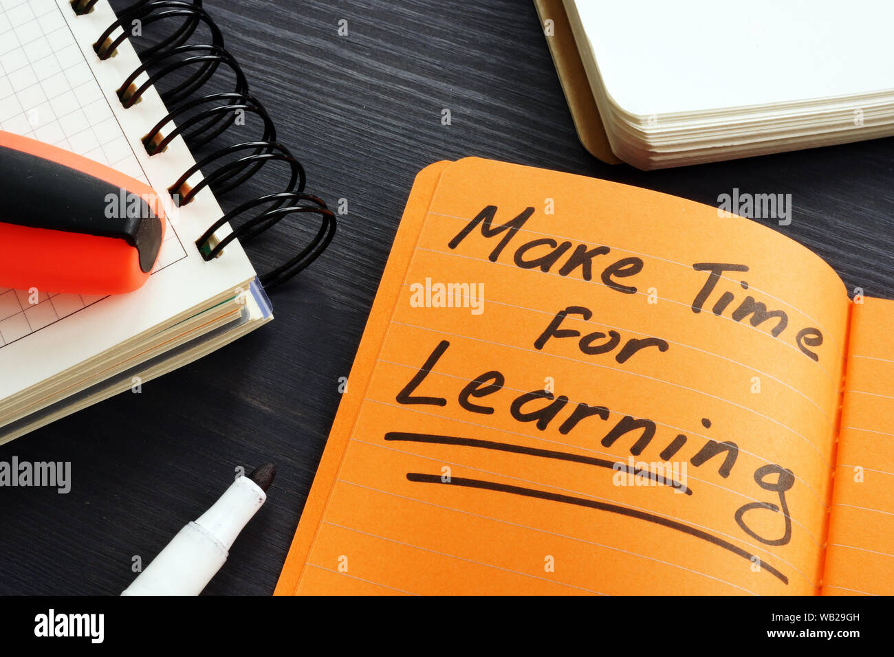 Make time for learning sign. Self education concept Stock Photo - Alamy