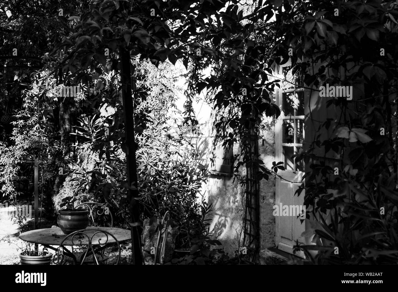 Old Mas Terrace High Resolution Stock Photography and Images - Alamy